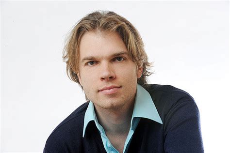 aktuell4u Musikalischer Leiter Tom van Hasselt präsentiert neues