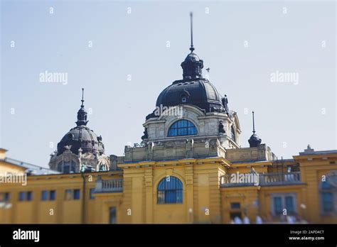 Budapest Spa Szechenyi Thermal Bath Spa Swimming Pool With Blue Sky In Summer Day With A Crowd