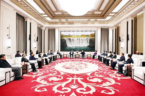 许勤梁惠玲会见国家体育总局党组书记、局长高志丹一行