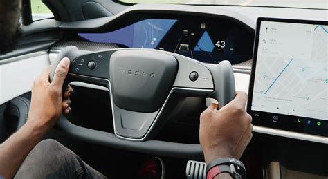 Tesla Model S And Model X Yoke Steering Now A 1000 Option
