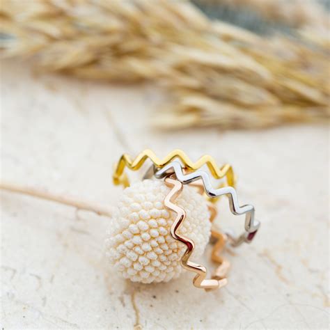 Ixxxi Ring Power Zigzag Beadle