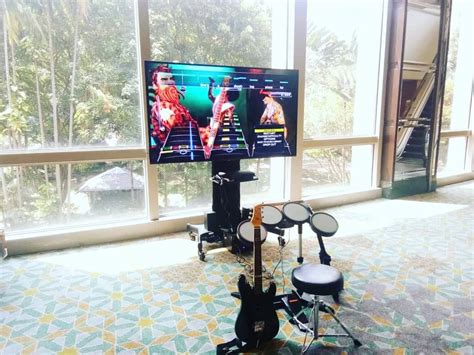 Guitar Hero в аренду - легендарная игра на вашем мероприятии