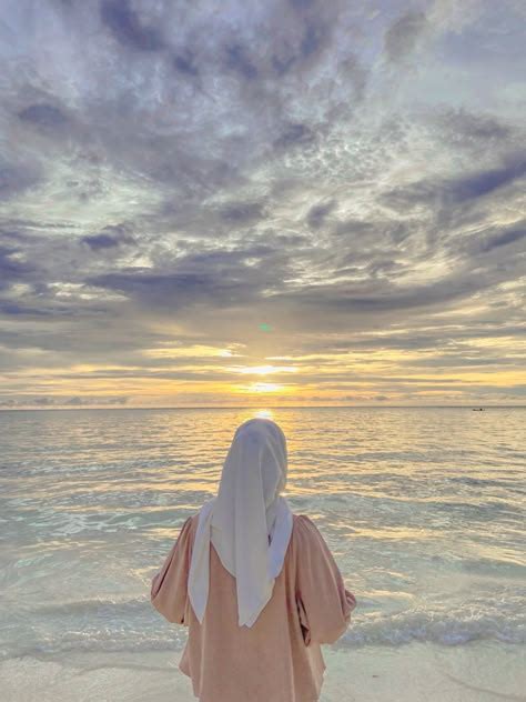 Foto Cewek Hijab Aesthetic