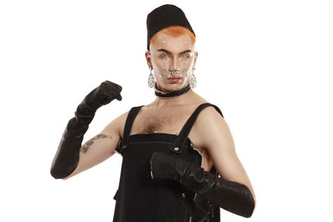 STRANGÉ XEX MAGAZINE