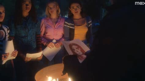 Pretty Little Liars Trailer Previews Whats Ahead With Summer School