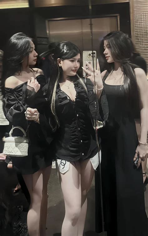 Chiêm Ngưỡng 96 ảnh Hotgirl Trần Hà Linh Thả Dáng Cực Phẩm