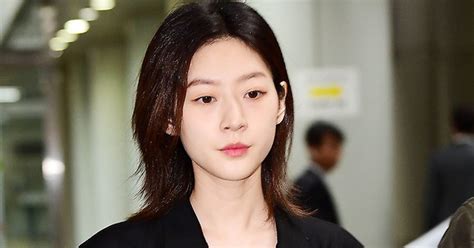 ‘홀덤펍 목격담 선고공판 출석하는 김새론[포토엔hd]