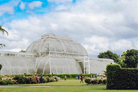 Visiting Kew Gardens | Story | Hero Traveler
