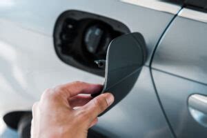 7 Ways to Ruin Your Engine by Tampering with the Gas Tank - My Car Makes Noise