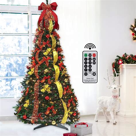 Christmas Tree Ribbon Decorating