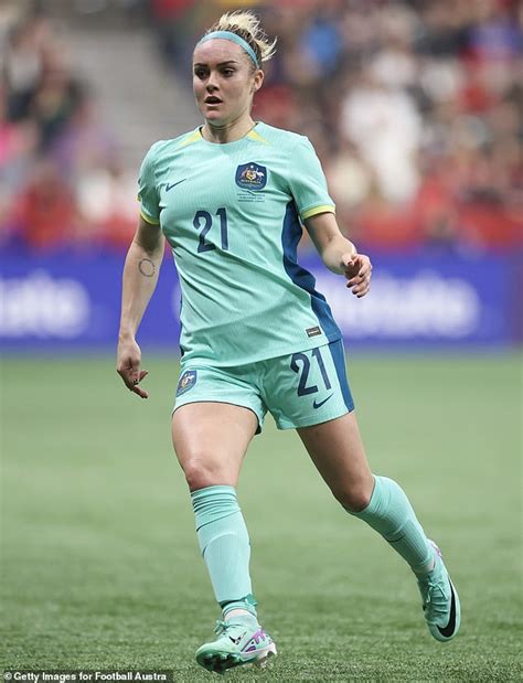 How The Treatment Of Stars Including Matildas Gun Ellie Carpenter