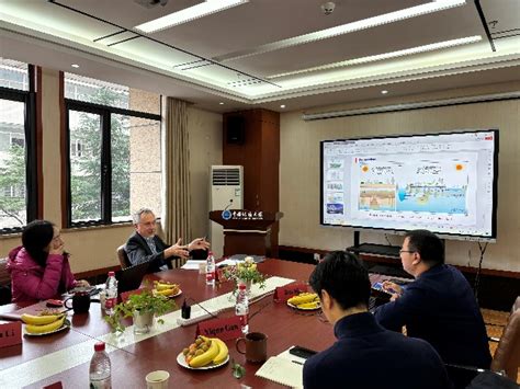 Philippe Van Cappellen教授访问中国地质大学水文地质团队 环境学院