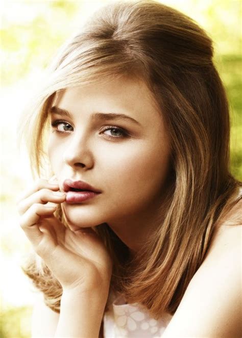 Best Images About Chloe Moretz Laying By The Pool On Pinterest Chloe Grace Moretz Posts