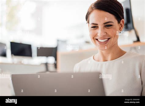Connection Workplace Hi Res Stock Photography And Images Alamy