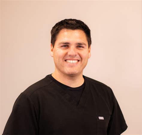 Dr Cameron Rumsey