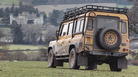 Defender Works V8 Trophy Celebrates Legacy With Unique Experience Rockar