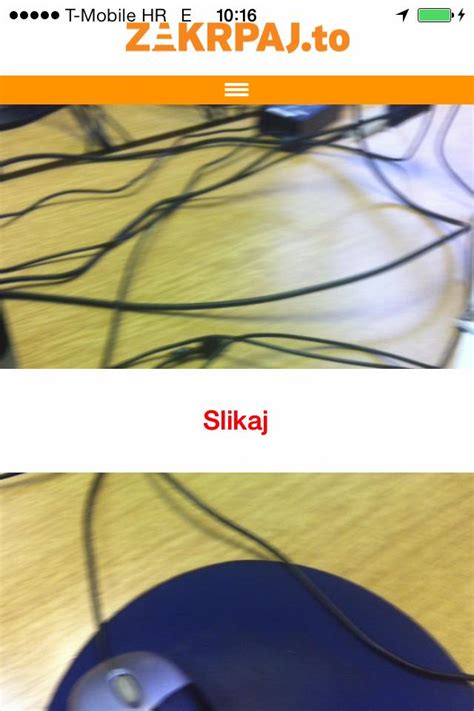 Ios Auto Layout In Camera Overlay View Can T Center Button