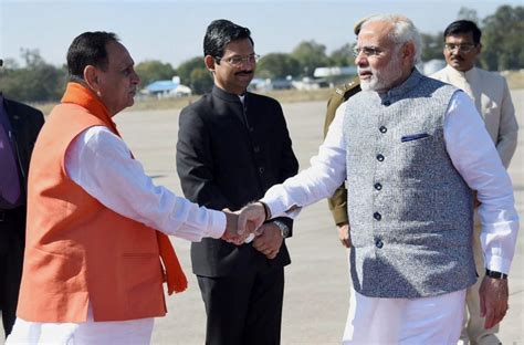 Photos Vijay Rupani Takes Sworn In As Gujarat Chief Minister Latest