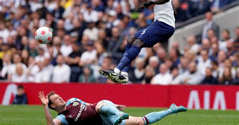 Qué Se Sabe De La Posible Salida De Davinson Sánchez Del Tottenham