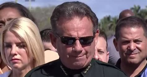 Florida School Shooting Cops Reveal Copycat Threats Made As Officials