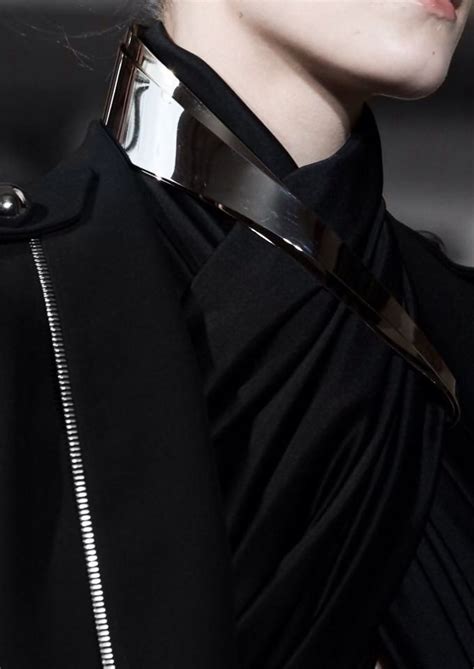 Pin By Benny Bickham On NOIR Futuristic Fashion Dark Fashion Black