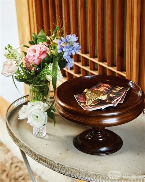 꽃과 함께 하우징and데코 매거진 행복이가득한집