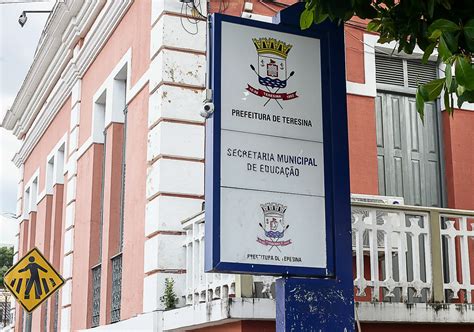 Semec Diz Que Não Pode Conceder Reajuste Salarial De 20 Aos