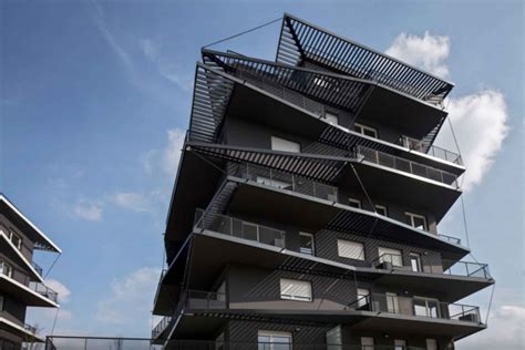 Layered Buildings