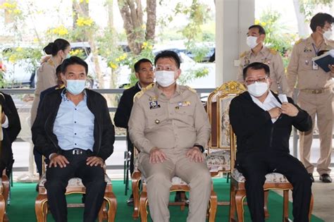 กำแพงเพชร พลเอกประวิตร วงษ์สุวรรณ รองนายกรัฐมนตรี และคณะ ลงพื้นที่ติดตามการซ่อมแซมฝายกันน้ำ