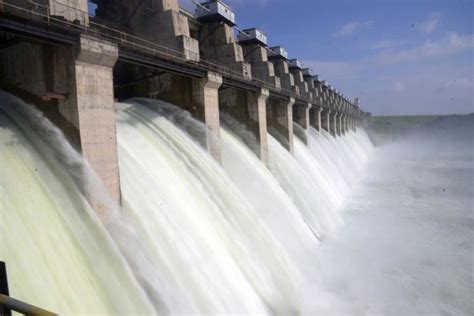 जायकवाडी धरणाची दरवाजे केली बंद 4032 दलघमी पाण्याचा झाला गोदापात्रात