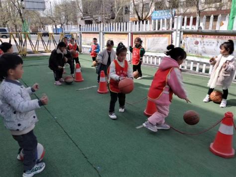 登封市卢店镇小星星幼儿园 玩转篮球 健康成长幼教天地dfedu