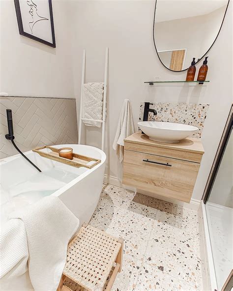 Small Bathroom Ideas On A Low Budget