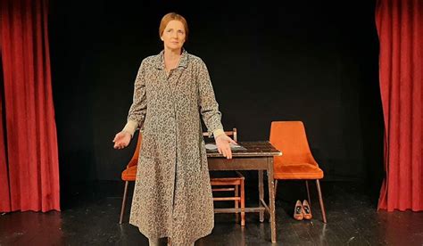 Glumica Ljiljana Čekić O Monodrami Ko Kamen” Sliku Njenu Nisam Imala Banjaluka Uživo