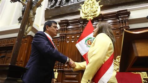 Dina Boluarte Presenta Ante El Congreso De Perú El Proyecto De Ley De