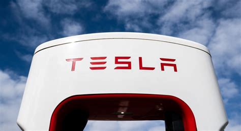 Entregas De Veículos Elétricos Tesla Caem No Primeiro Trimestre De 2024