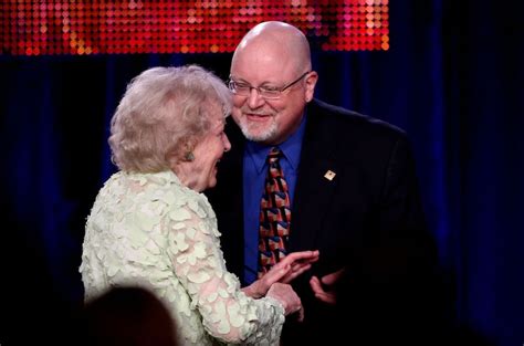 Scott D Pierce Longtime Television Critic Dead At 64 Deseret News