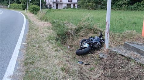 Fuori Strada In Moto Muore A 22 Anni Grave Lamico La Repubblica