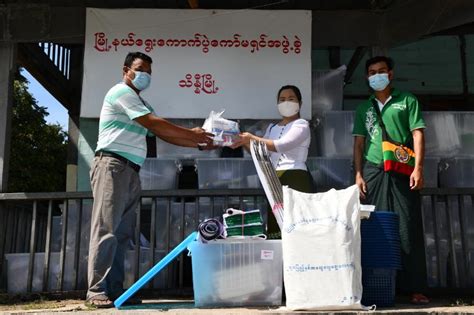 သိန္နီမြို့နယ်၌ ရပ်ကွက် ကျေးရွာအုပ်စုရွေးကောက်ပွဲကော်မရှင် အဖွဲ့ခွဲများသို့ ကြိုတင်မဲဆန္ဒရှင်လက