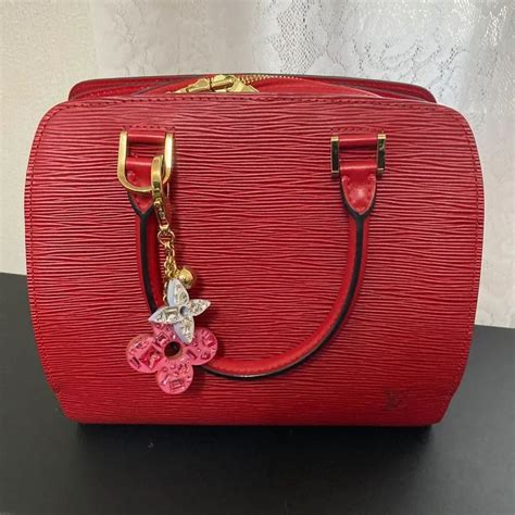近全新 Louis Vuitton 路易威登 手提包 水波紋epi Pont 9 啤酒包 Mercari 日本直送 二手 蝦皮購物