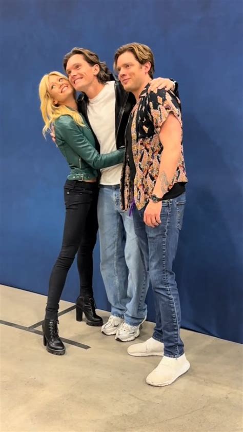 Katherine Mcnamara Katherine Mcnamara Compareceu à Celebração Da