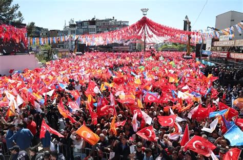 Erdoğan ın Van mitingine kaç kişi katıldı Cumhurbaşkanı Erdoğan ve AK Parti Van mitinginde kaç