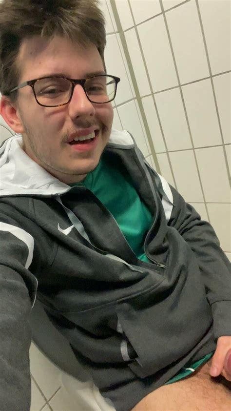 jake019 xx got a short wank at work toilet for you gay xhamster