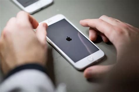 Whatsapp Warnings For Android And Iphone Users From Data Hackers To