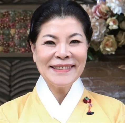 한복 장인으로 알려진 박술녀 알고보니 심각한 범죄 저질러 소송 당했다 뉴스톡