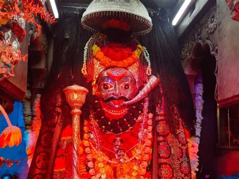 इस देवता को कहा जाता है काशी कोतवाल यहां कोतवाली में थानेदार नहीं