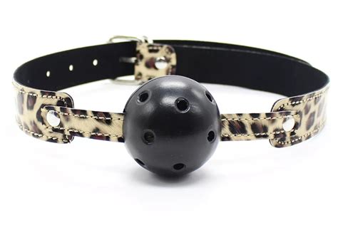 Дышащий кляп шар с леопардовым ремешком купить в Минске