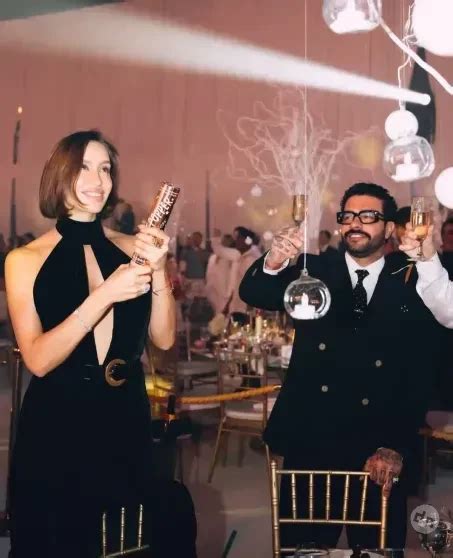 Беременная девушка Тимати Валентина Иванова снялась полуобнажённой — Сайт Хорошего