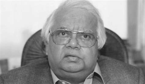 ব্যারিস্টার নাজমুল হুদা মারা গেছেন রাজনীতি