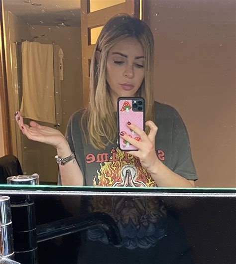 Todays Mirror Pic R Alisonwonderlandhot