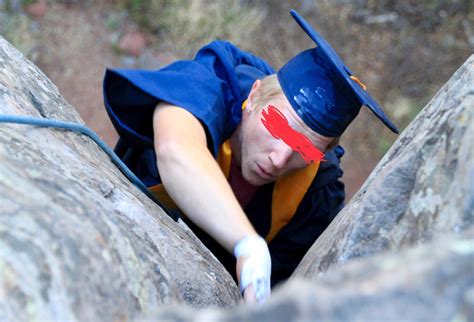 Learn How To Crack Climb With These 11 Tips Hike The Planet
